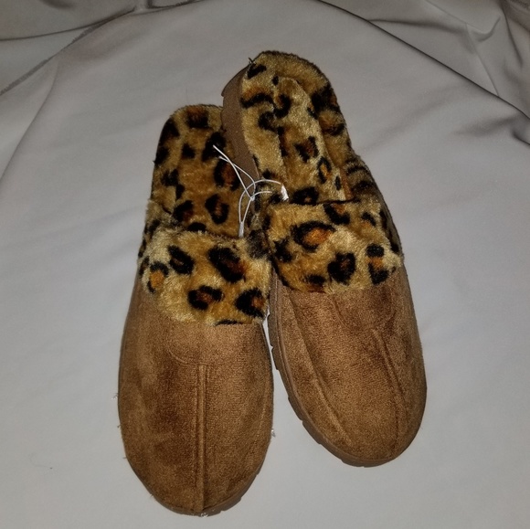 Shoes | Womens Leopard Print Slippers | Poshmark